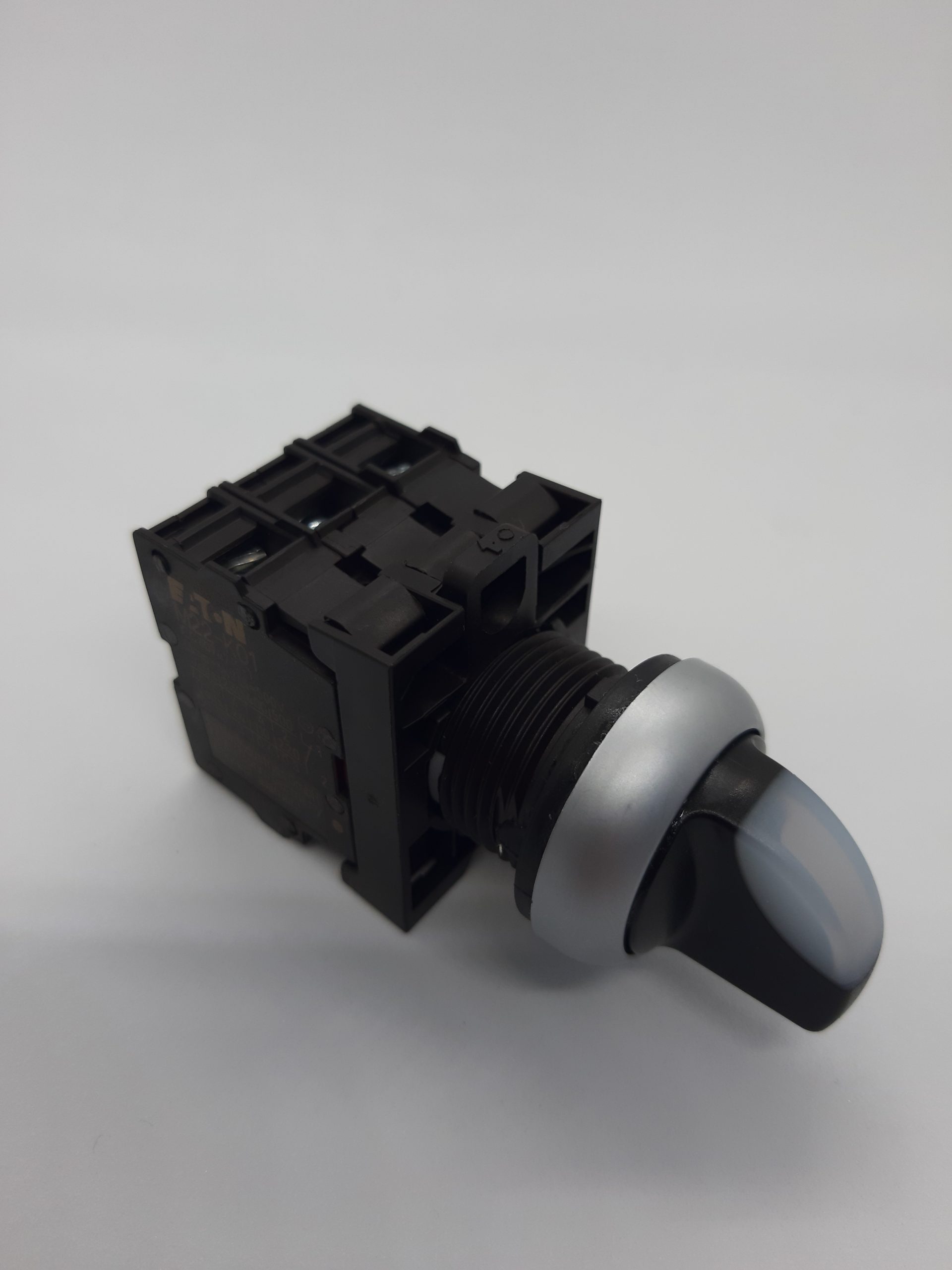 M22-WLK3-W/K11-W-230 210028 SELECTOR LUMINOSO BLANCO 3 POSICIONES (I-0-II) 110/220V NA+NC | Lepsac