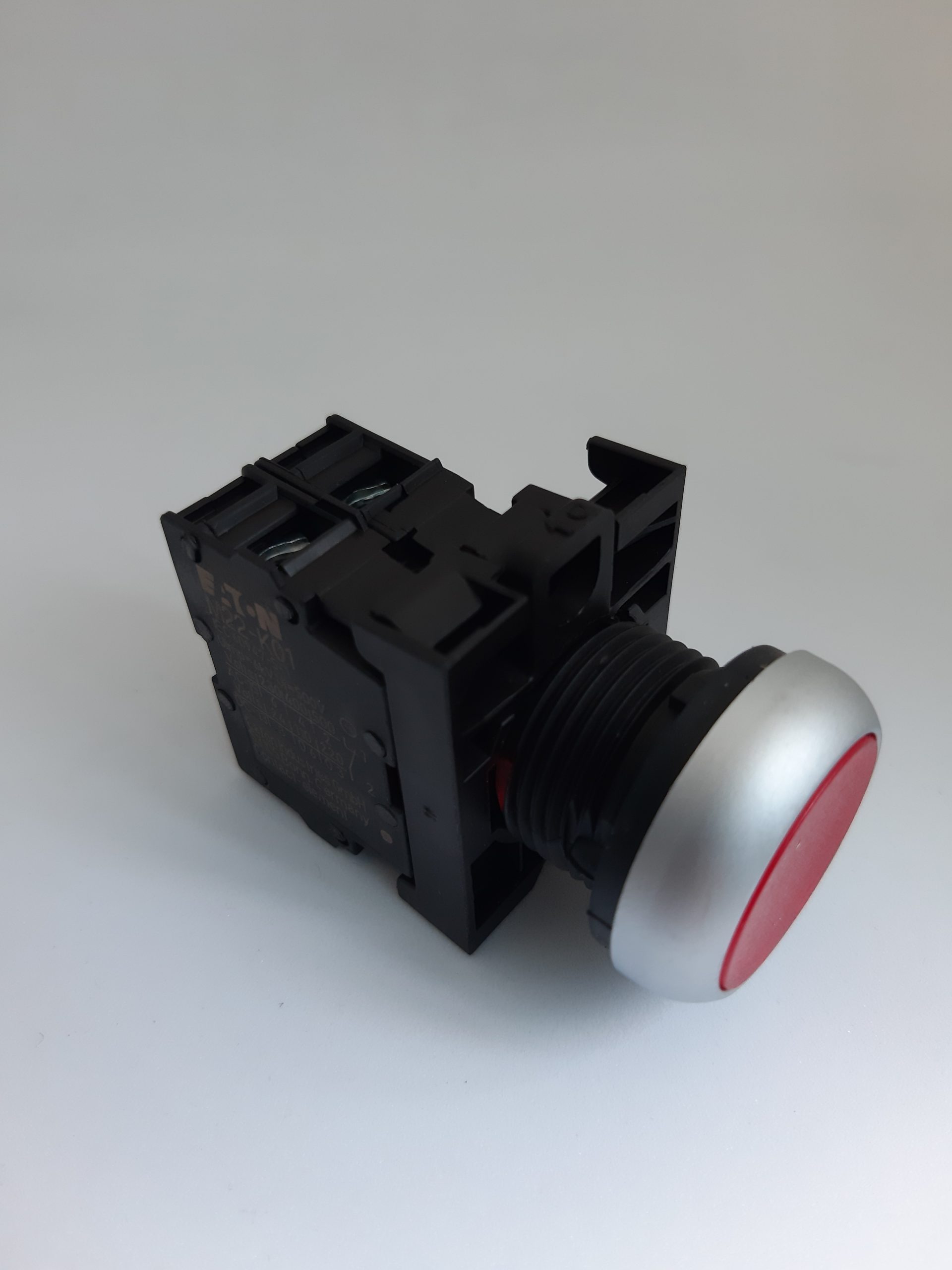 M22-DL-R/K01/230-R 210054 BOTON PULSADOR LUMINOSO ROJO, LED 110/220V CON NC | Lepsac